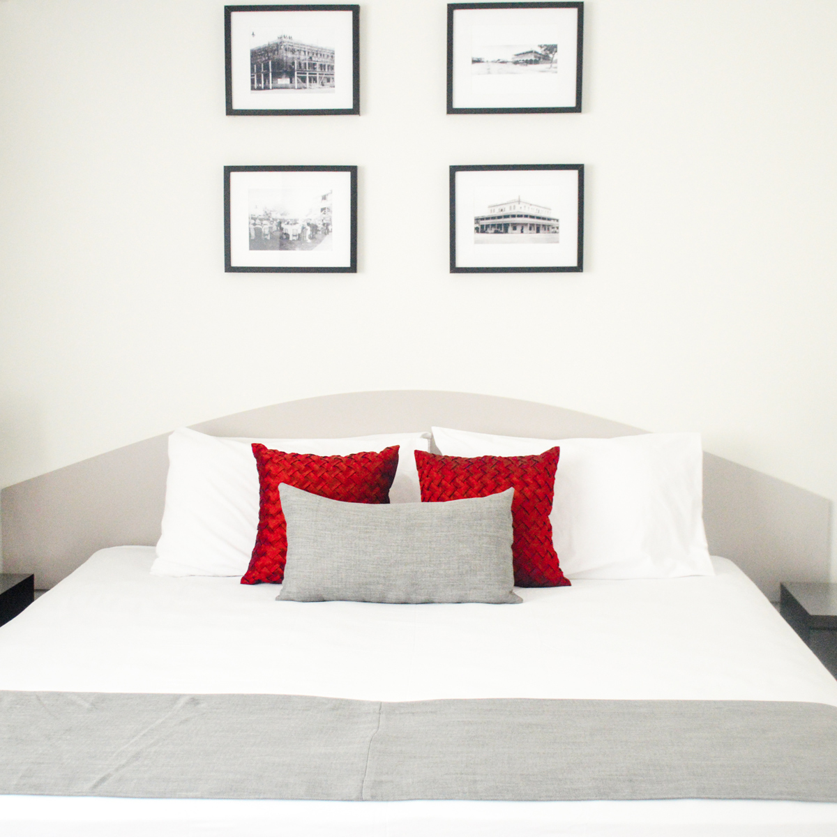 Cheap accommodation in cairns | Hides Hotel